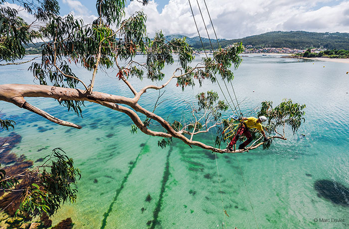 Petzl France - matériel, lampes frontales et techniques pour la ...