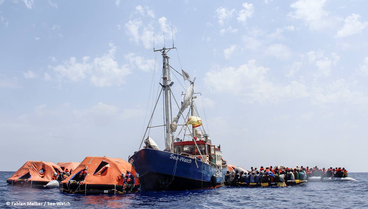 Sea-watch-refugies-mediterranee