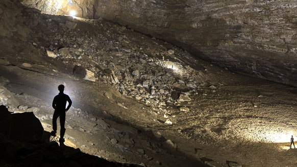 News - Petzl Chris Higgins Explores Cueva Cheve and Nita N'Tau - Petzl ...